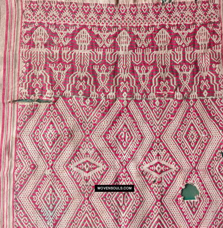 1810 Antique Dayak Pua Pilih Kantuk Textile Borneo – WOVENSOULS Antique ...