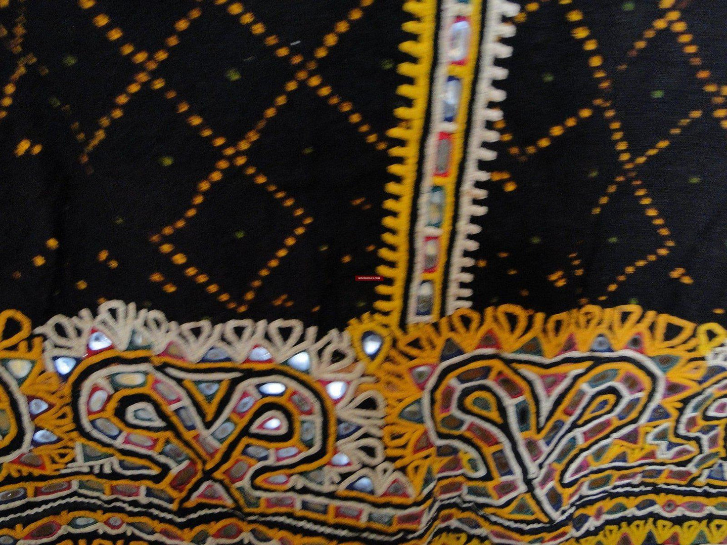 150 Outstanding Rabari Ludhi Wool Shawl with 11 Florets - Antique Art ...