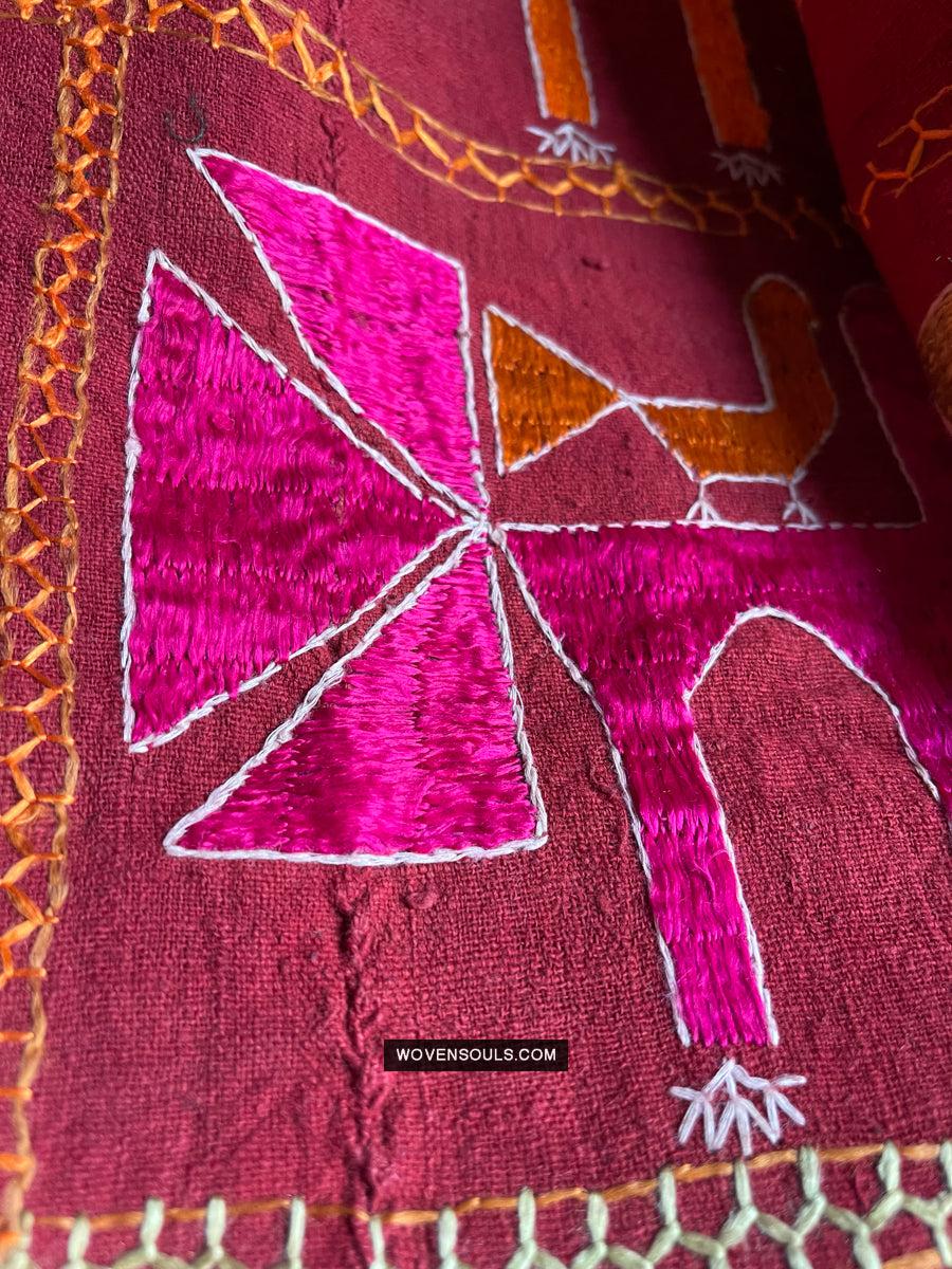 1797 Antique Rare Phulkari with Bird motif - Antique Art – WOVENSOULS ...