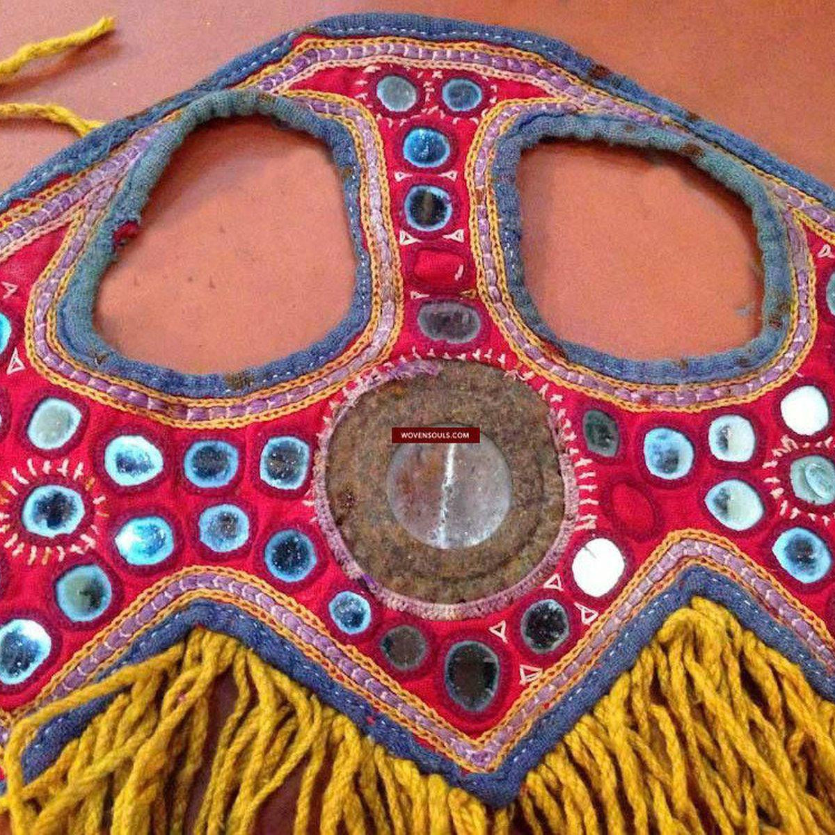 473 SOLD - Vintage Embroidered Indian Textile - Animal – WOVENSOULS ...