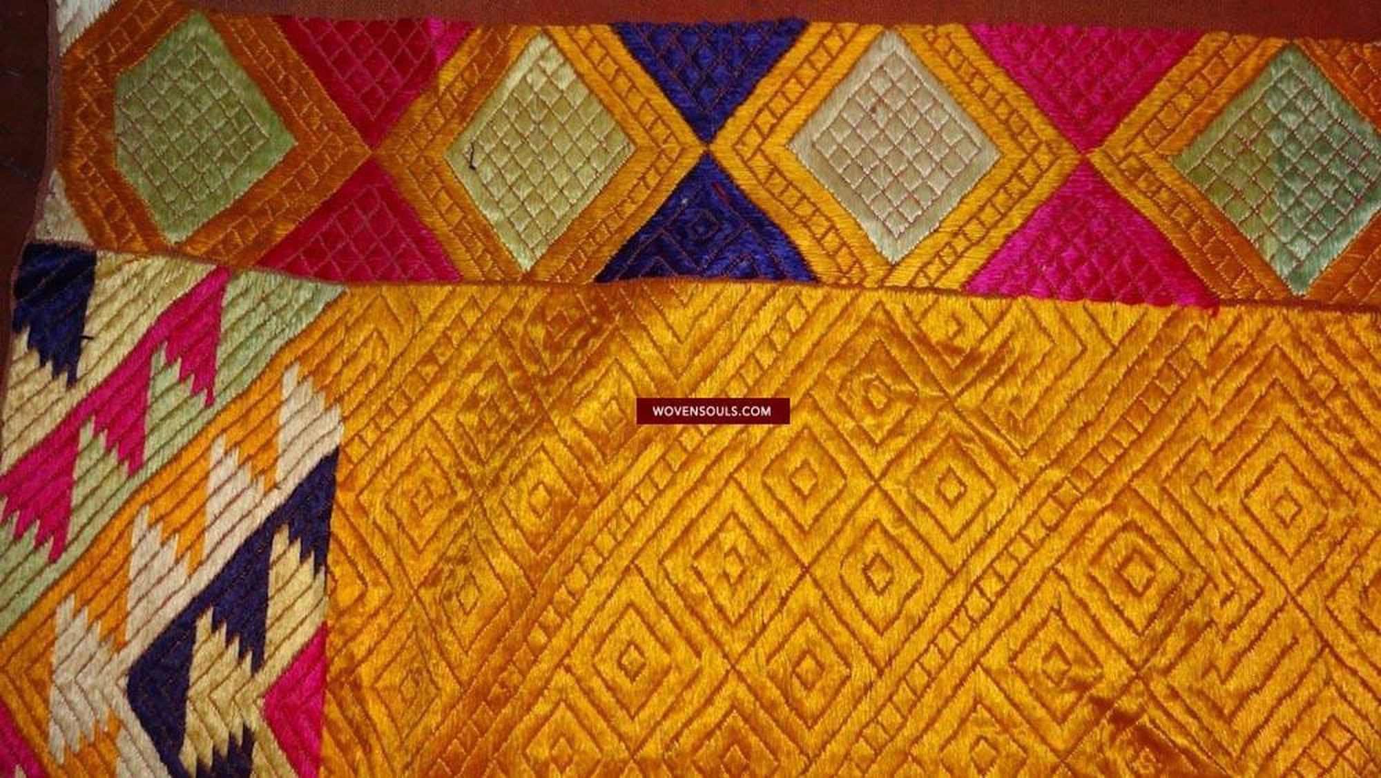 511 Vintage Golden Varida Bagh Phulkari - WOVENSOULS Antique Textiles ...