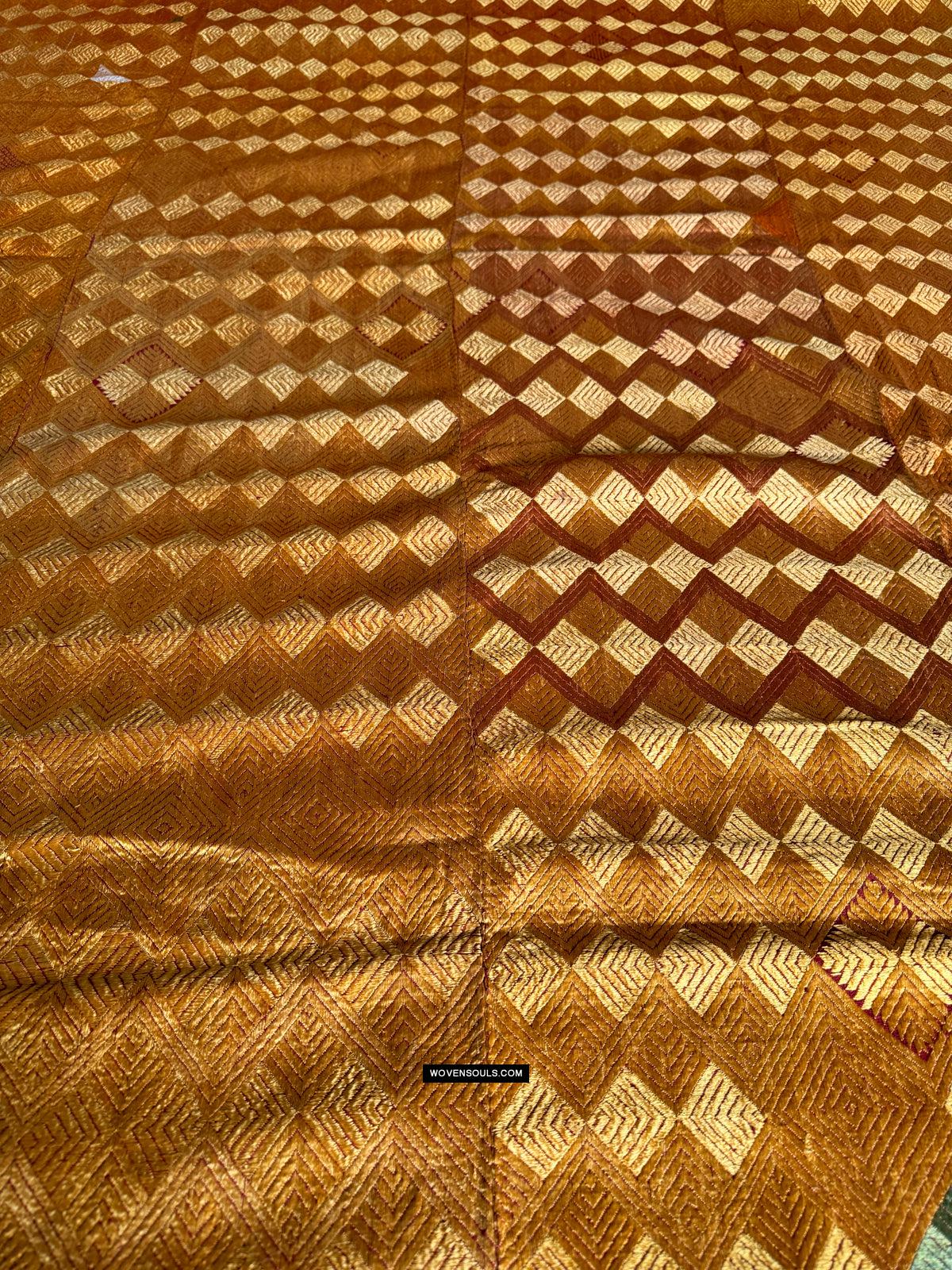 549-B Golden Varida Bagh Phulkari - Antique Art – WOVENSOULS Antique Textiles & Art Gallery