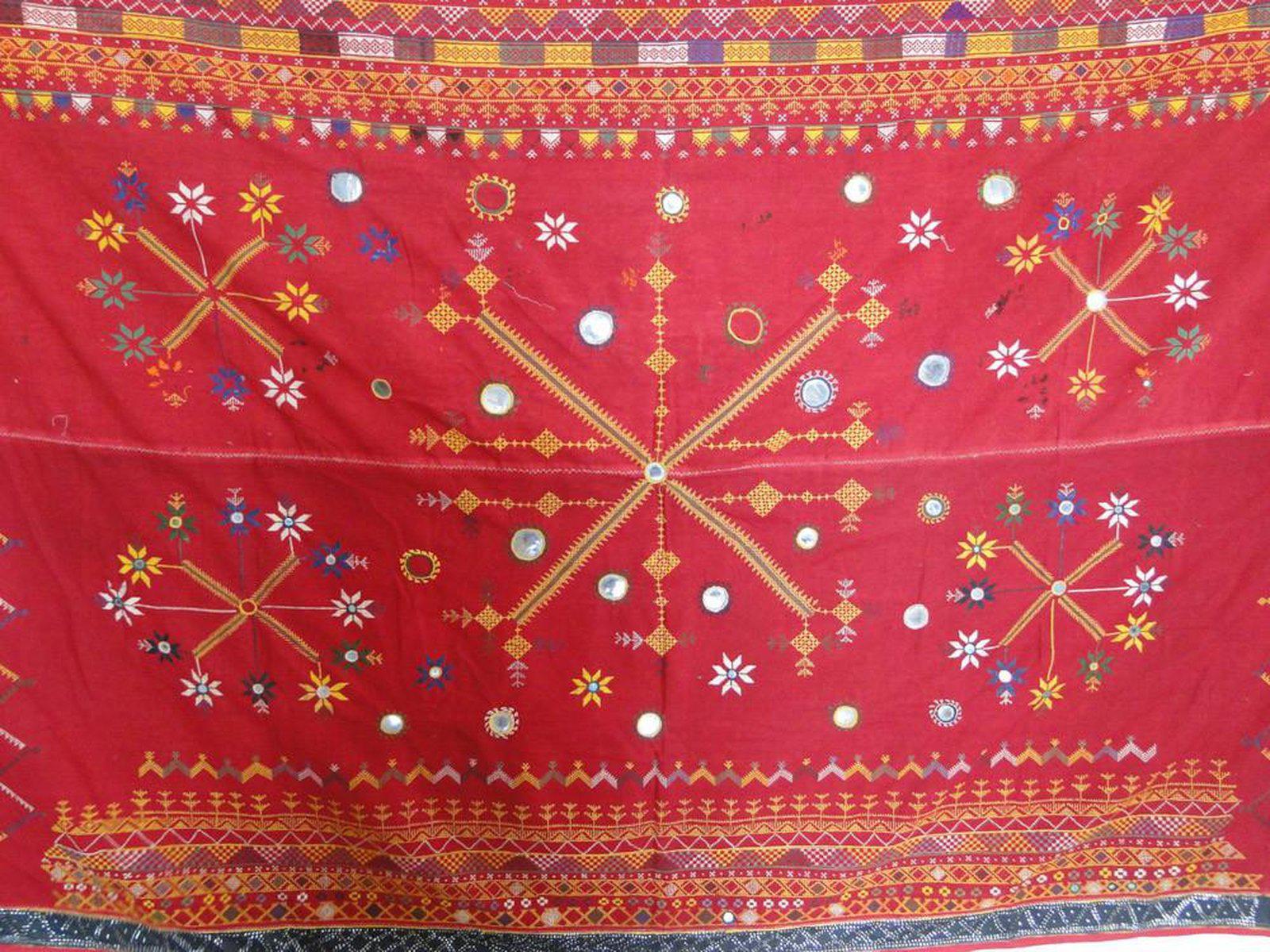 615 Old Rajasthan Odhana with Embroidery and Mirrorwork on handspun ...
