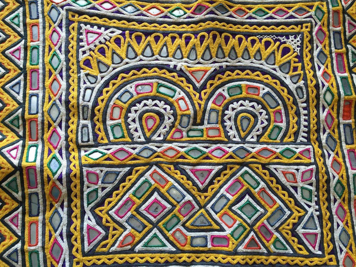 934 Vintage Pair - Rabari Embroidery Wall Decor Textile - WOVENSOULS ...