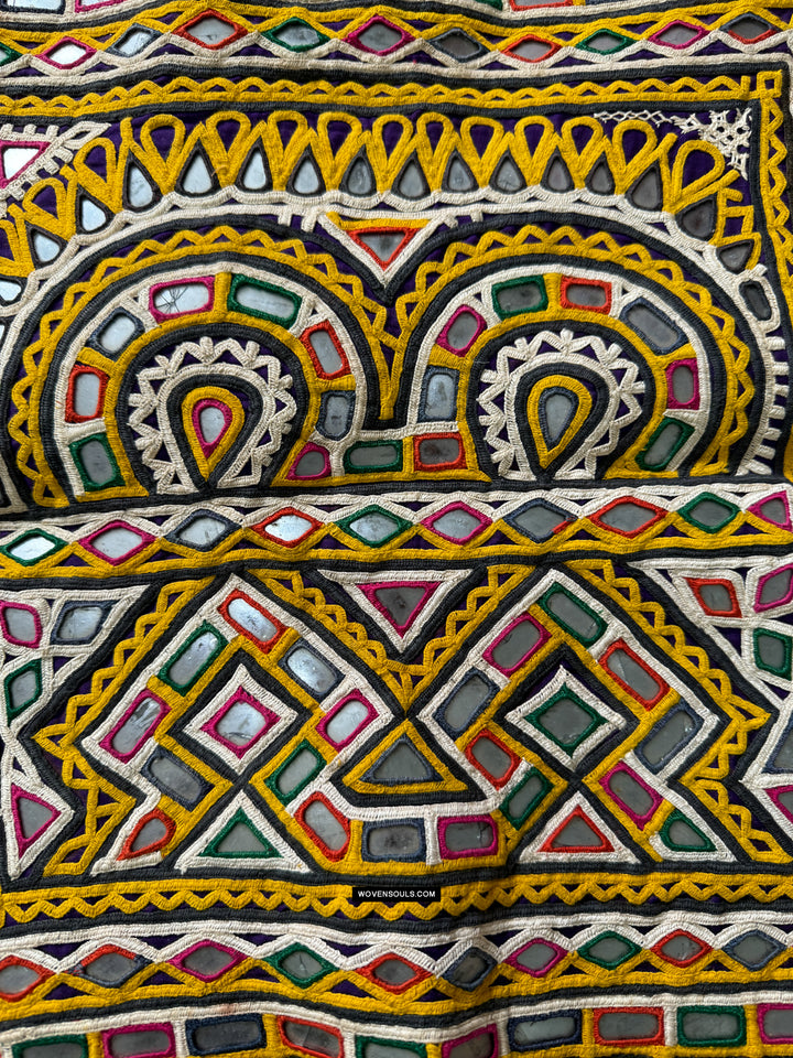 934 Vintage Pair - Rabari Embroidery Wall Decor Textile – WOVENSOULS ...