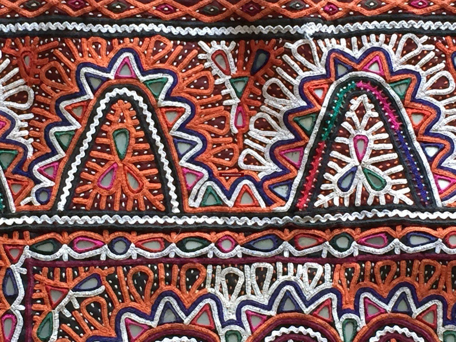 936 Vintage Rabari Embroidery Wall Decor - Pair – WOVENSOULS Antique ...