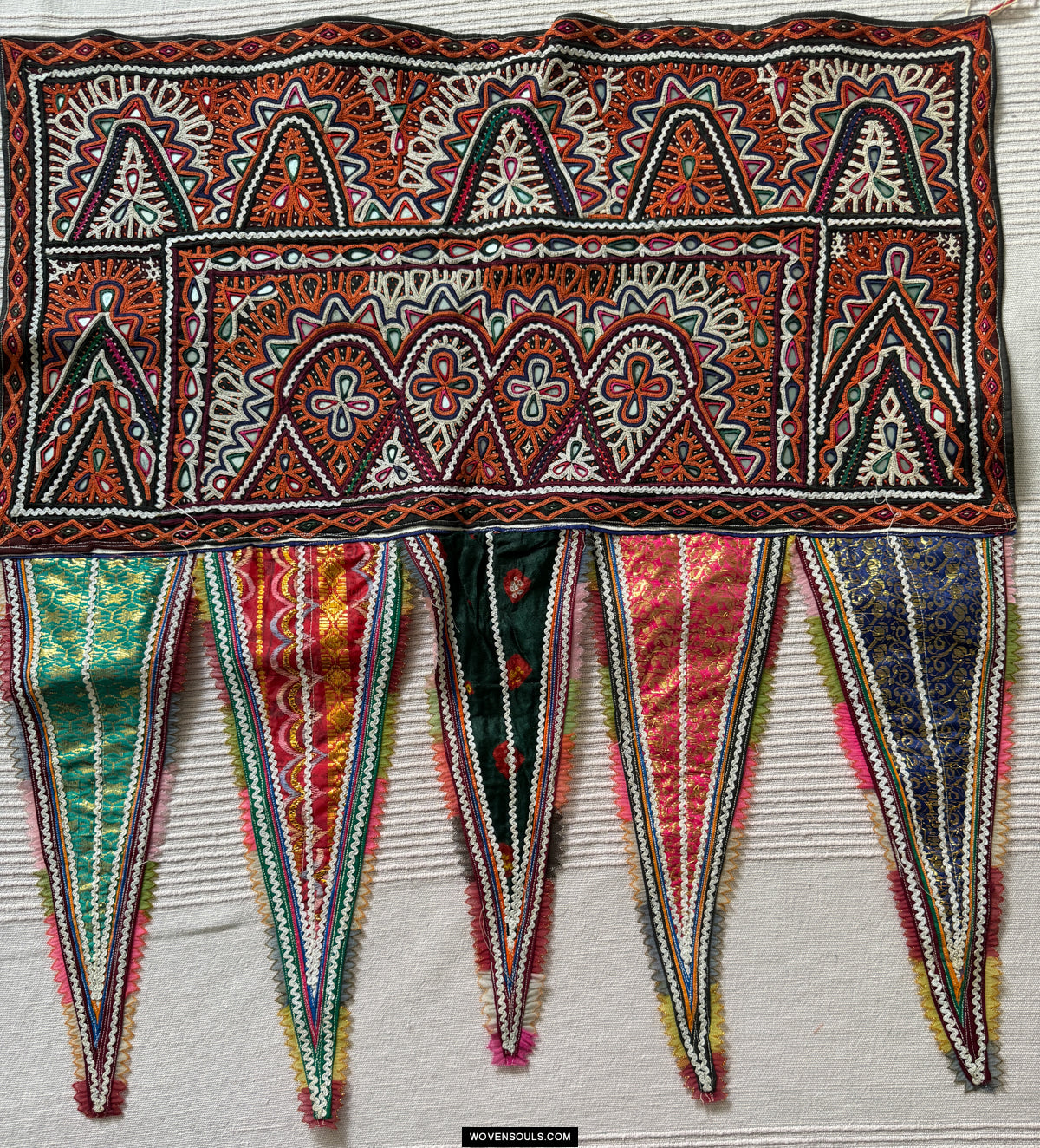 936 Vintage Rabari Embroidery Wall Decor - Pair – WOVENSOULS Antique ...