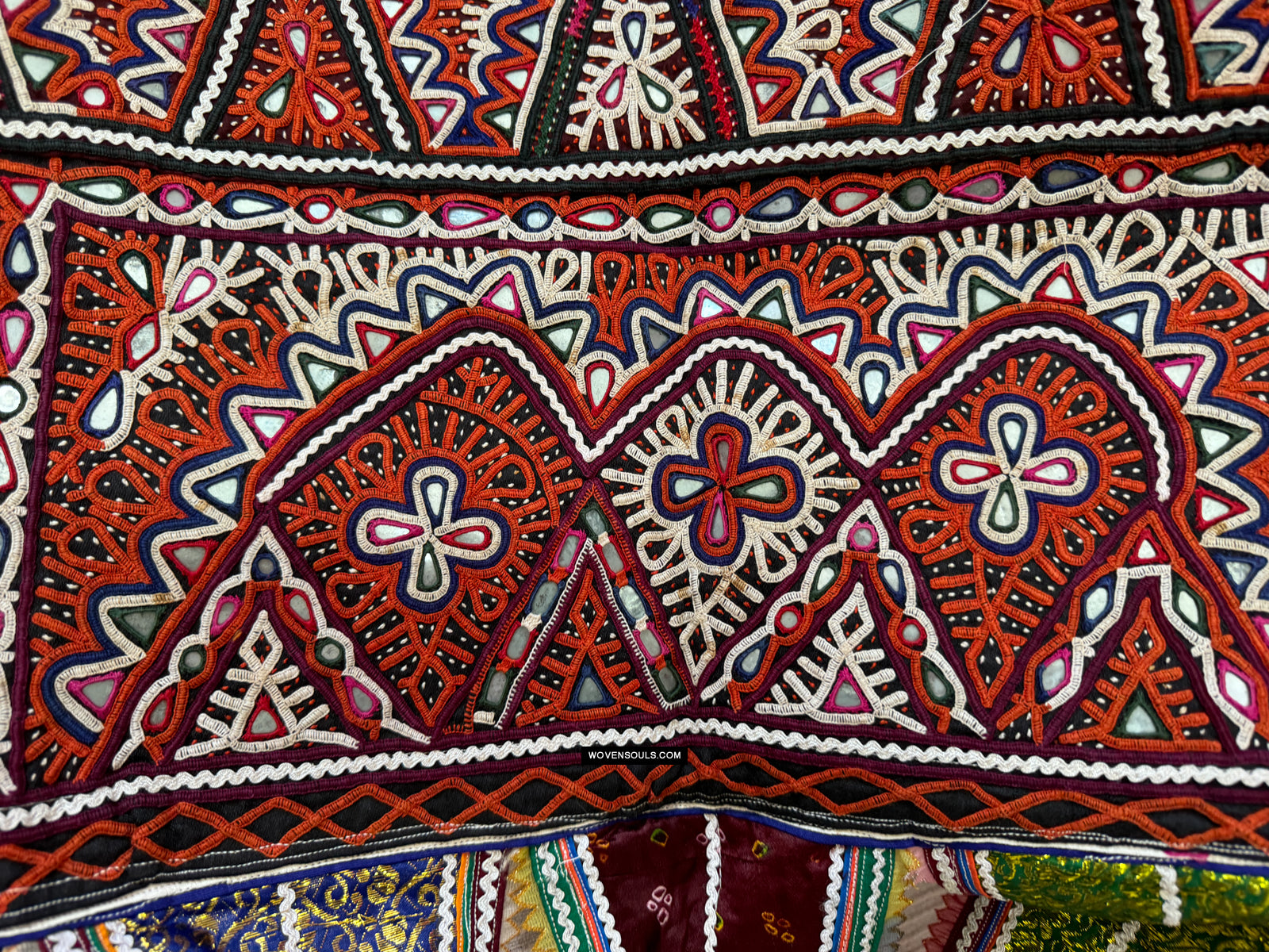 936 Vintage Rabari Embroidery Wall Decor - Pair – WOVENSOULS Antique ...