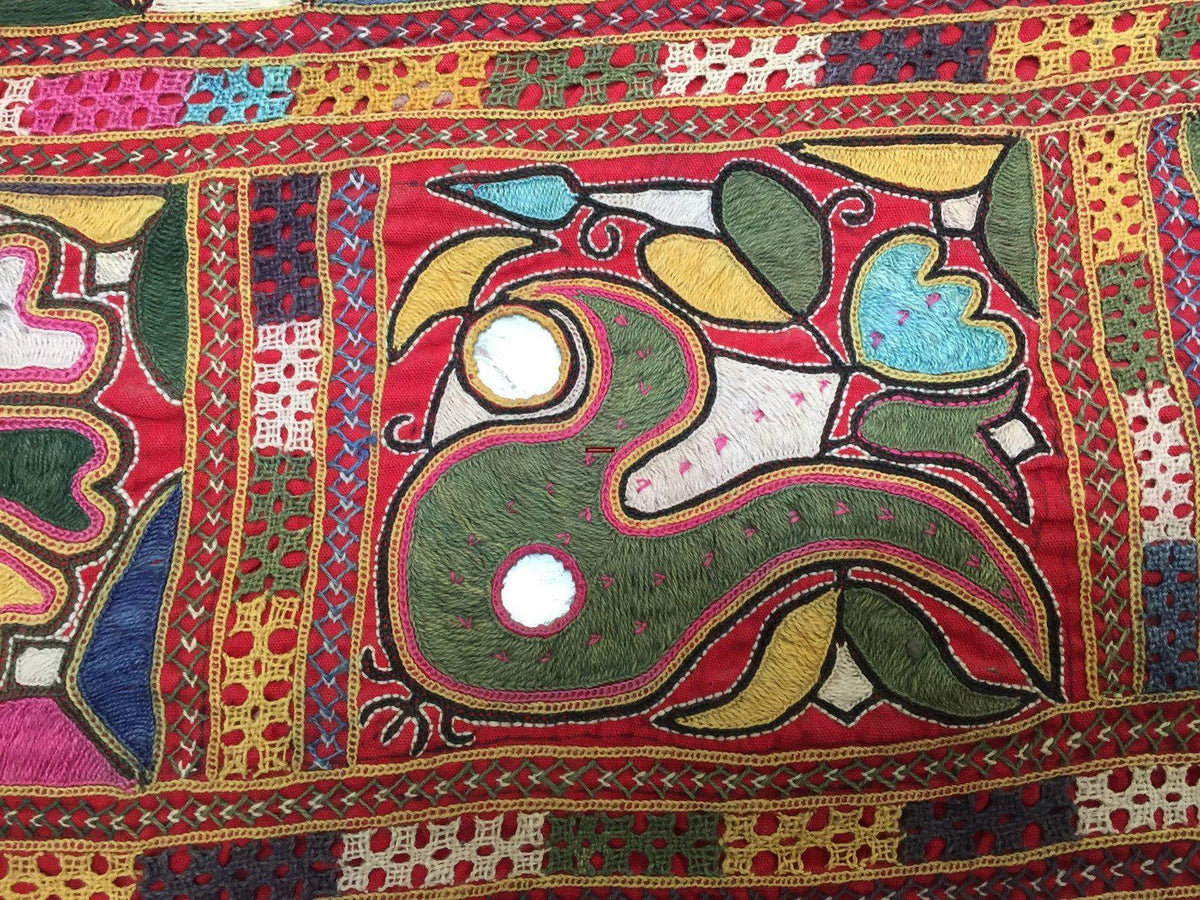 1040 Vintage Toran - Ceremonial Wall Banner Indian Textile Art ...