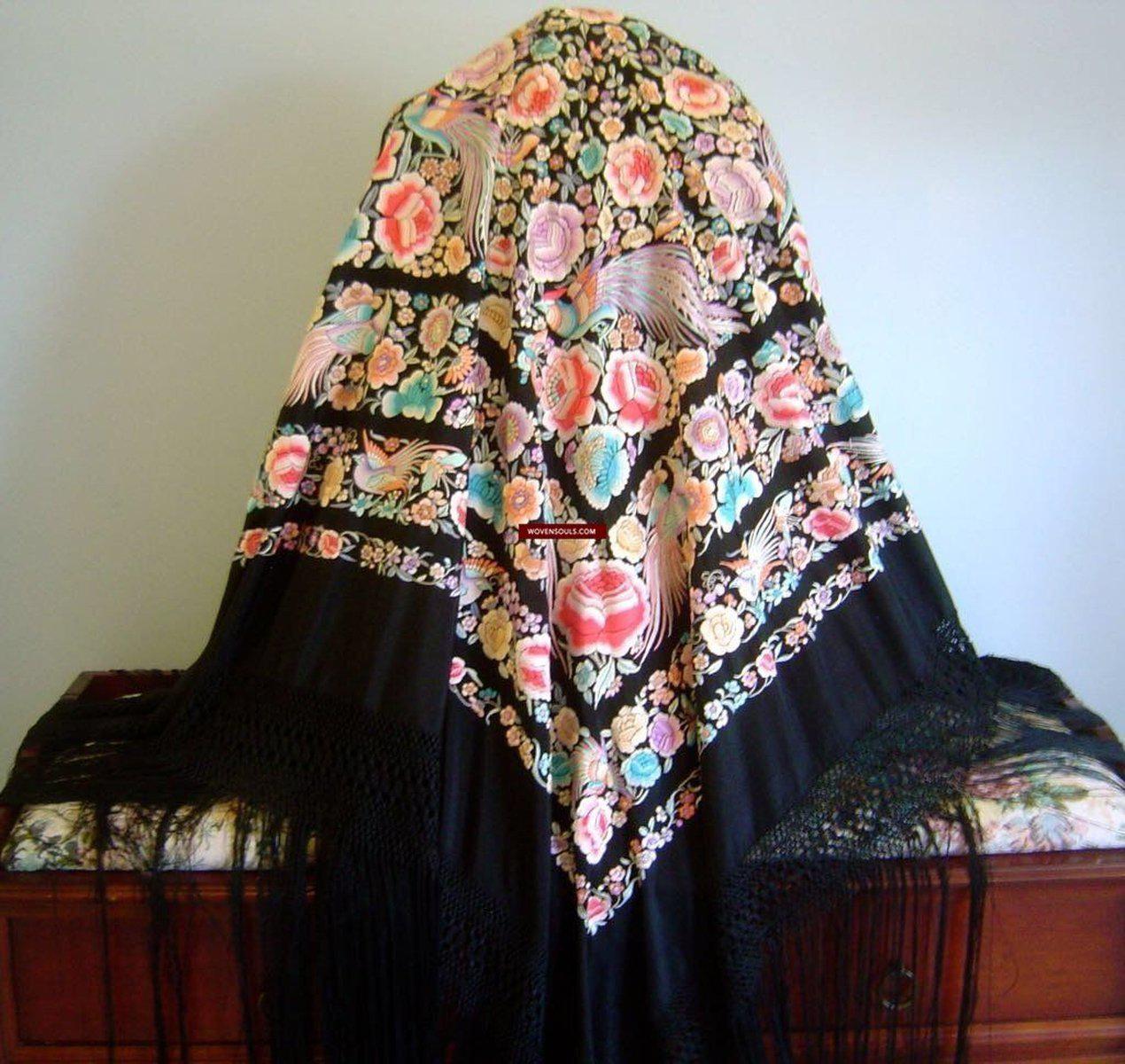 1152 Antique Double Sided Embroidery Manila Manton – WOVENSOULS Antique ...