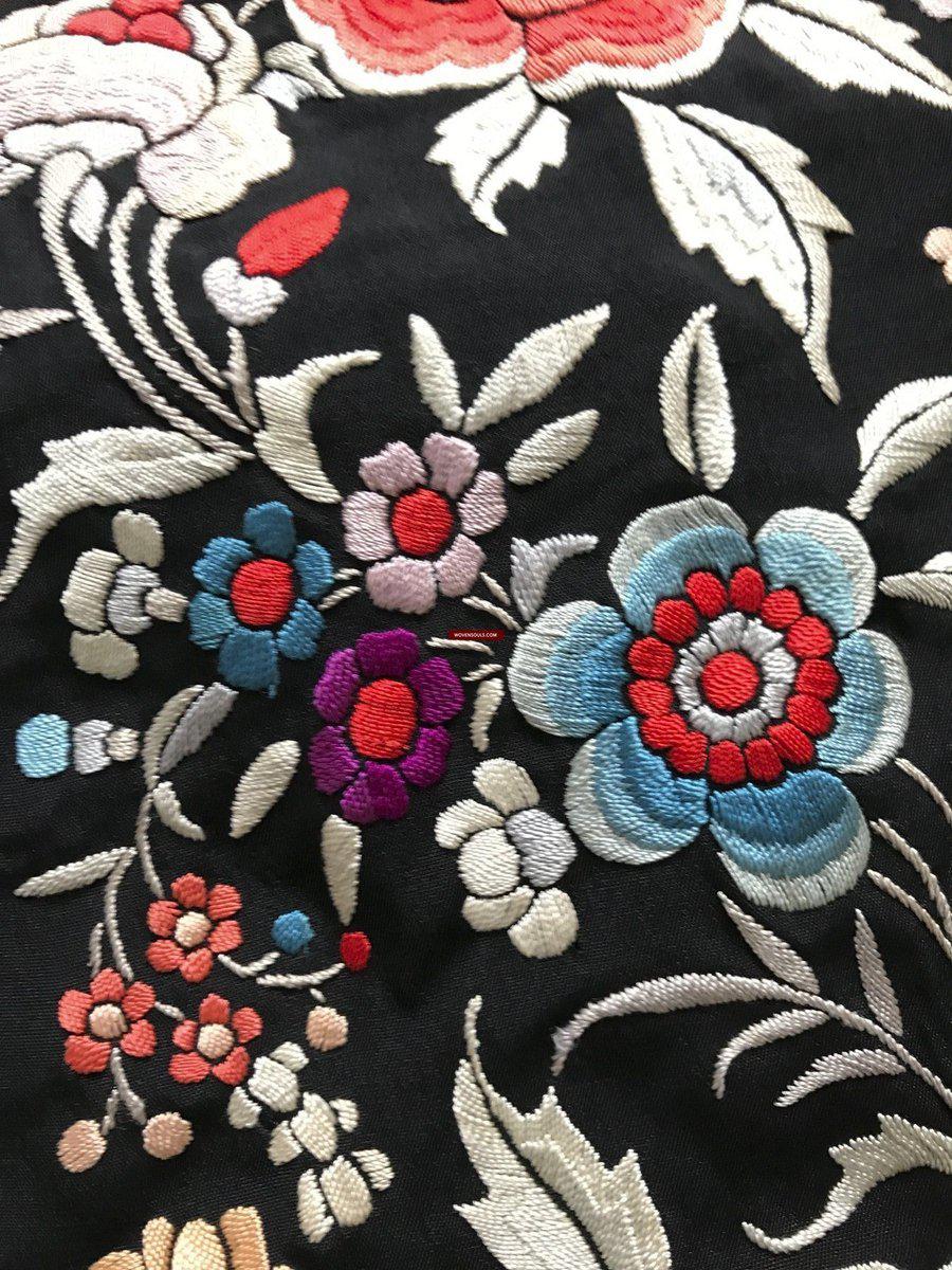 1156 Antique Manila Manton - WOVENSOULS Antique Textiles & Art Gallery