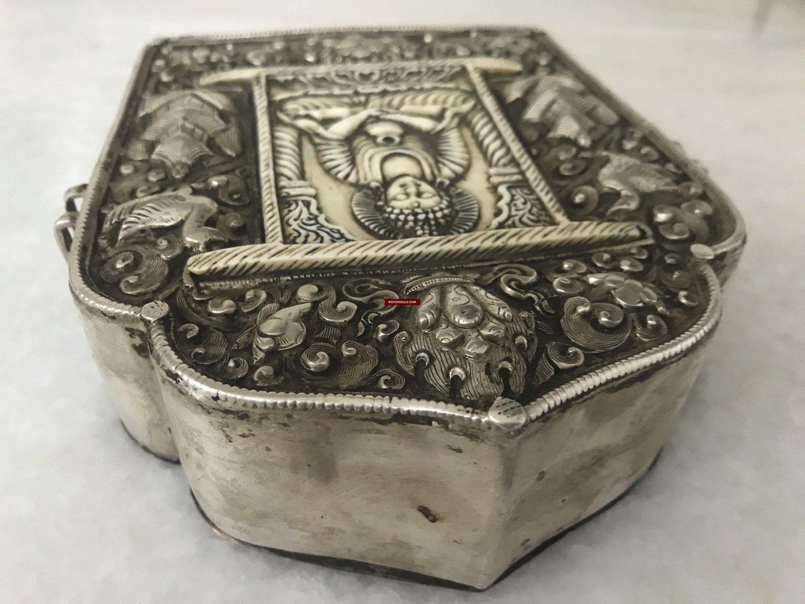 1287 Rare Antique Tibetan Buddhist Silver Ghau - WOVENSOULS Antique ...