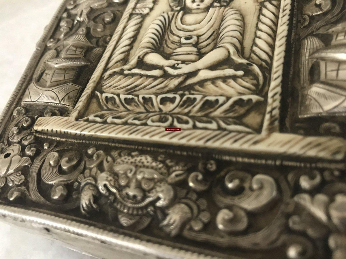 1287 Rare Antique Tibetan Buddhist Silver Ghau with – WOVENSOULS ...
