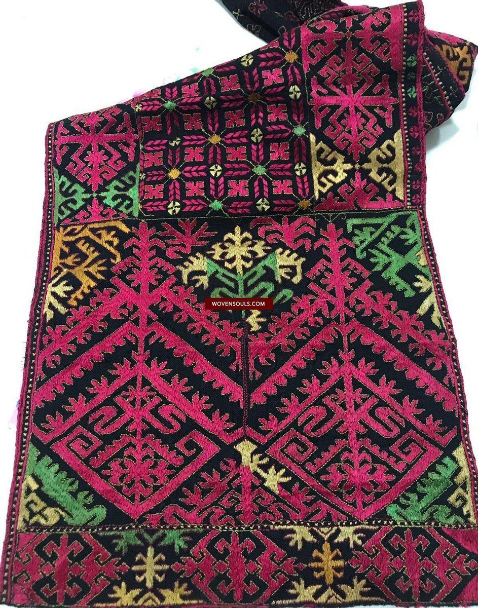 1351 Antique Textile Turban Panel with Embroidery from Kohistan / Swat ...