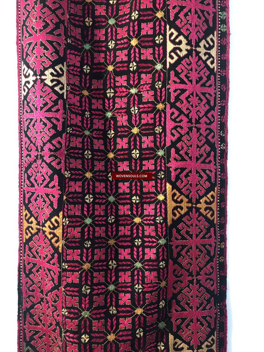 1351 Antique Textile Turban Panel with Embroidery from Kohistan / Swat ...