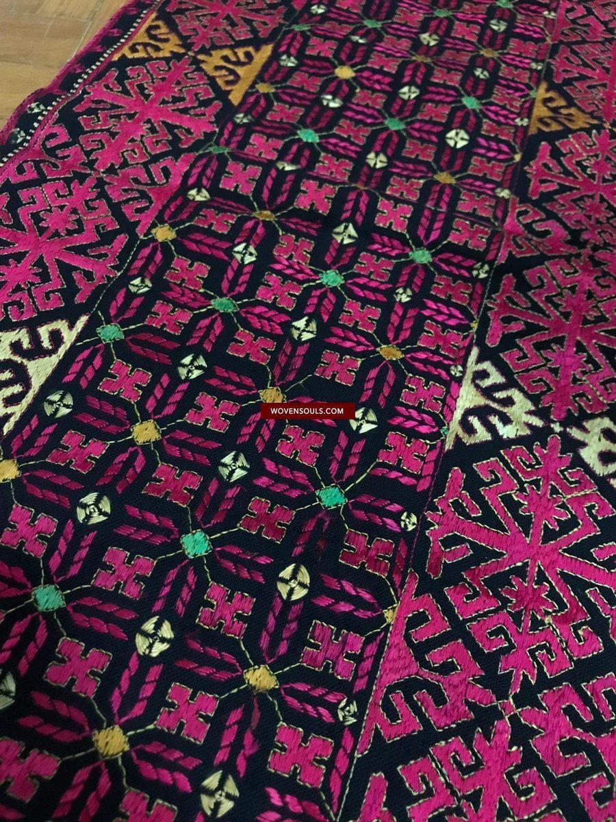 1351 Antique Textile Turban Panel with Embroidery from Kohistan / Swat ...