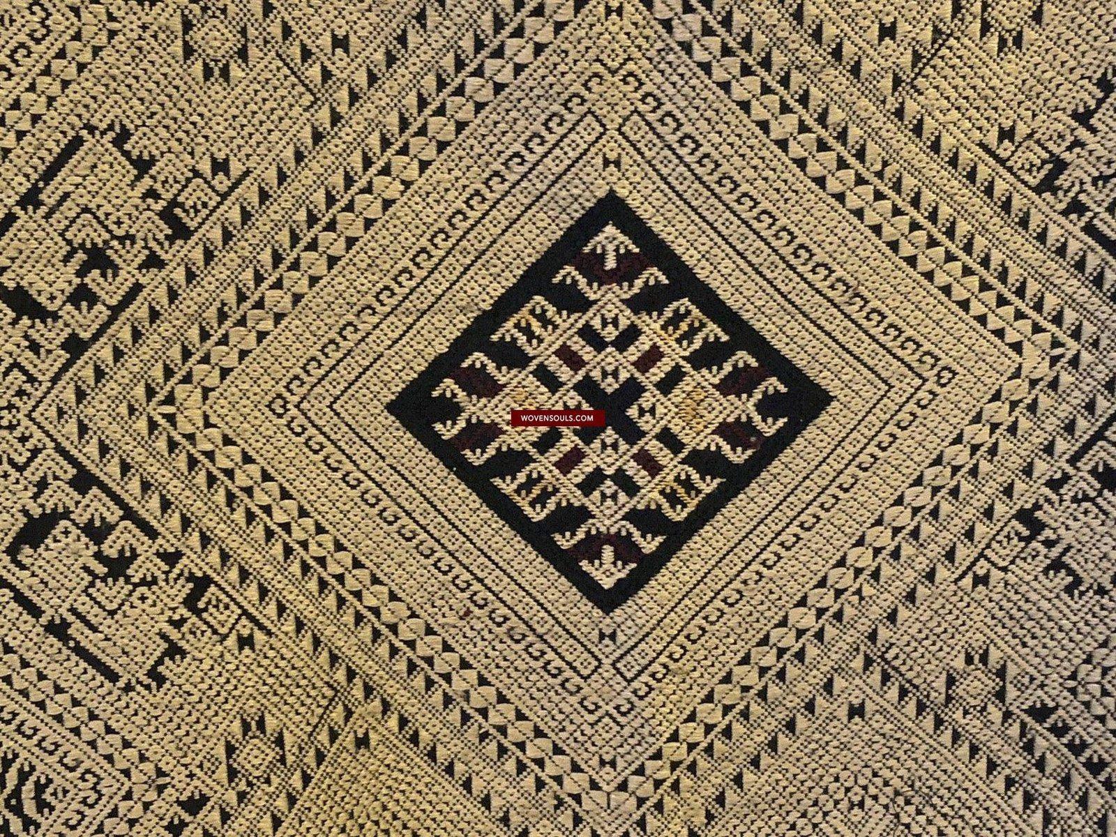 1361 Superb Laotian Silk Shawl - Weaving Textile Art from Laos ...