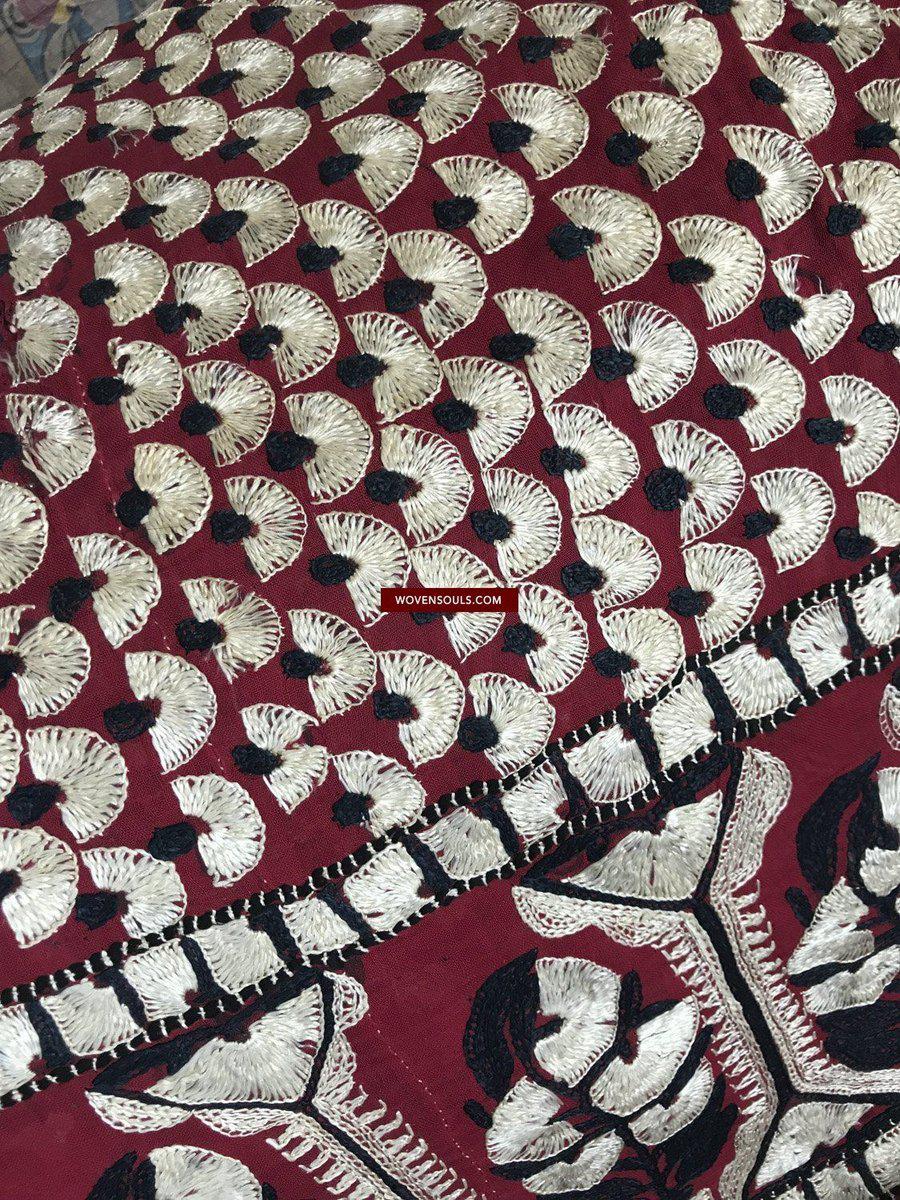 1364 Antique Sindh Odhana Abochani Shawl - WOVENSOULS Antique Textiles ...