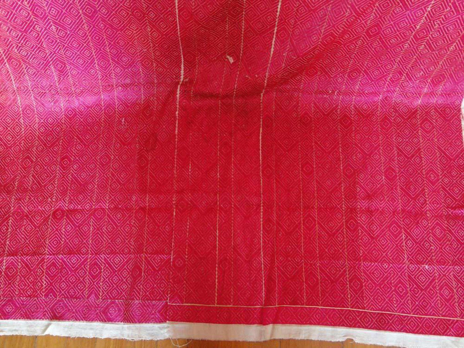 1425 Old Lehariya Thirma Bagh Phulkari in Pink Silk - WOVENSOULS ...