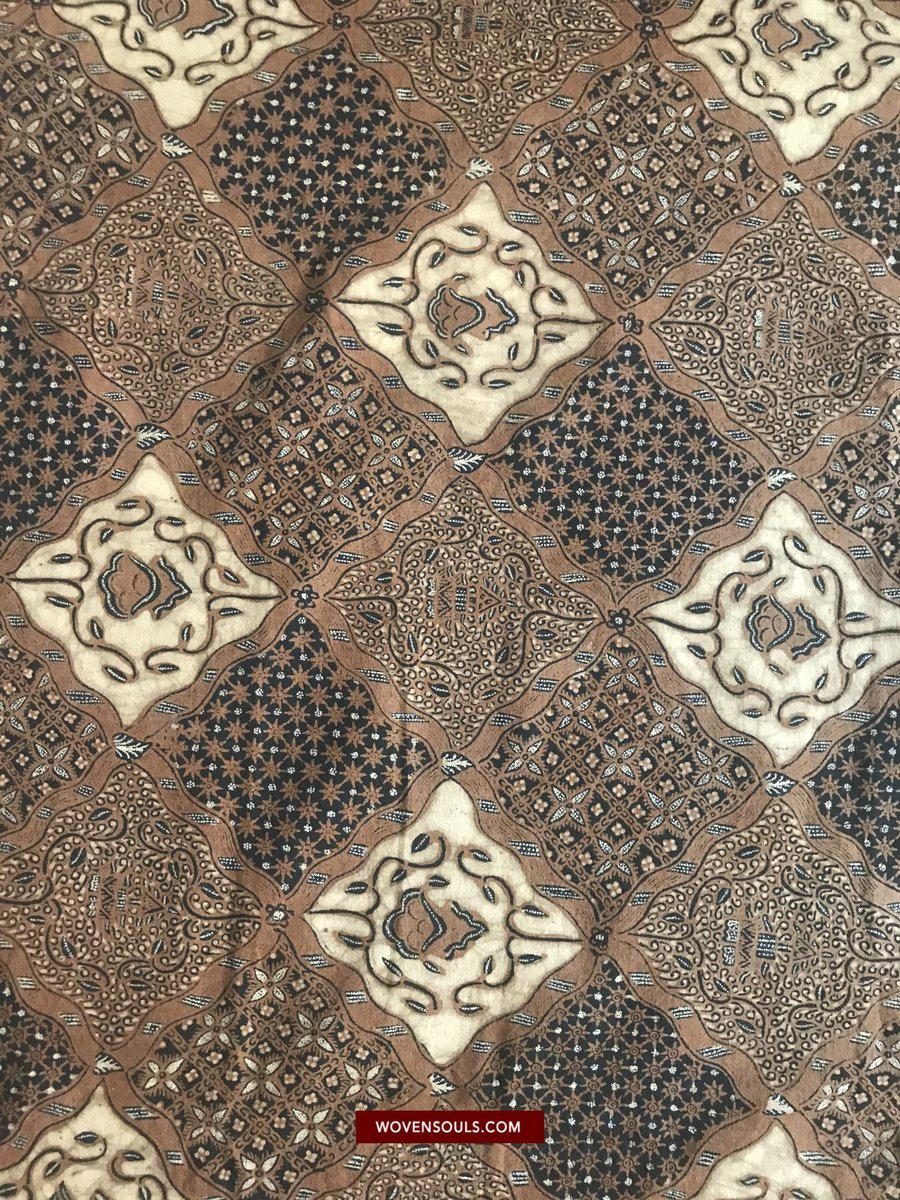 1431 Javanese Batik Kombinasi Sarong Textile - WOVENSOULS Antique ...