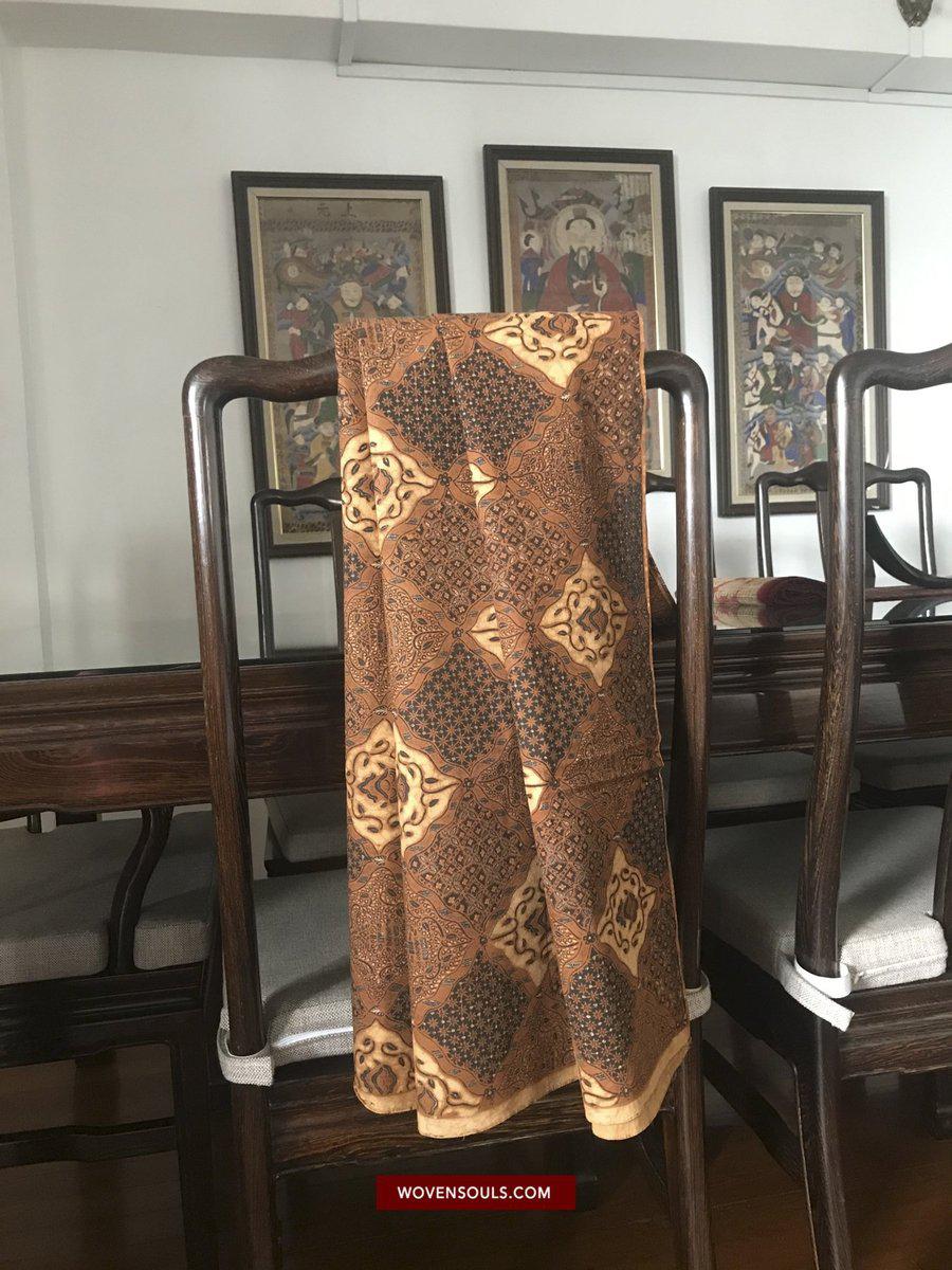 1431 Javanese Batik Kombinasi Sarong Textile - WOVENSOULS Antique ...