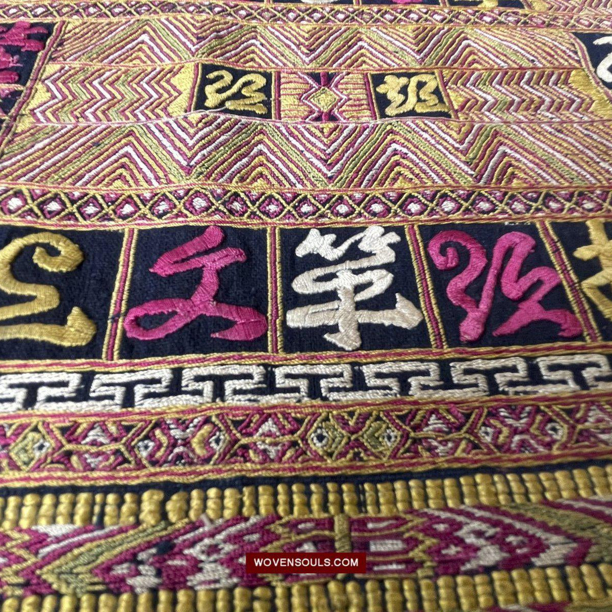 1489 Old Chinese Hainan Meifu Li Ethnic Minority Head – WOVENSOULS ...