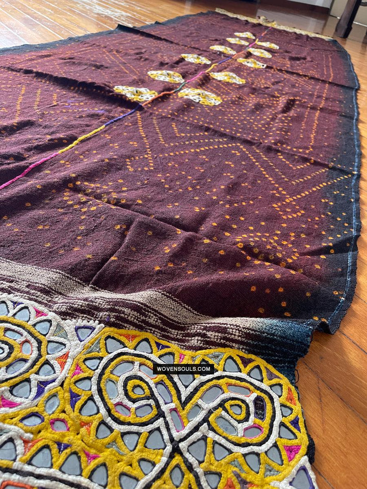 1689 Deep Maroon Rabari Ludhi Wedding Shawl Tie-dye – WOVENSOULS ...