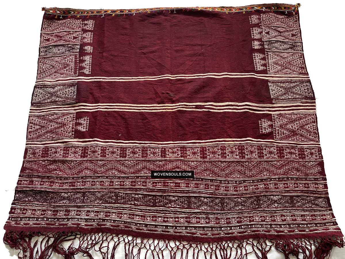 1733 - Old Tunisian Shawl - Berber People - Antique Art – WOVENSOULS ...